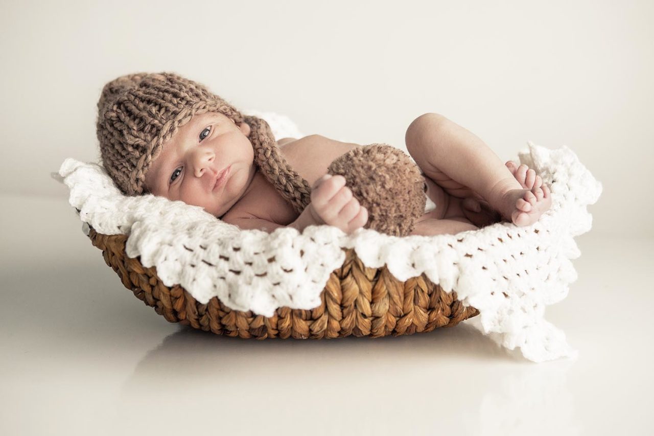 shooting photo de naissance en studio ou à domicile.